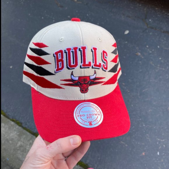 Mitchell & Ness | Accessories | Mitchell Ness Chicago Bulls Nba ...
